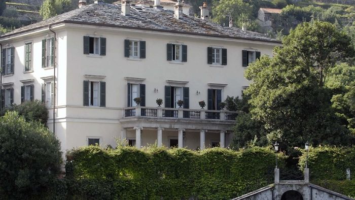 Oggi rivela: la villa di Clooney venduta a una famiglia brianzola ...