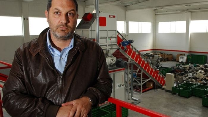 Colico: la guglia della Seval Un gigante domina Milano - Homepage