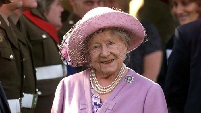 Gb: regina madre era figlia della cuoca - Europa