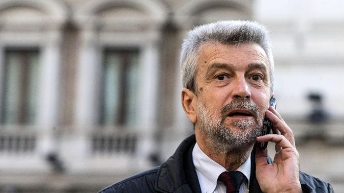 Jobs Act: ultima mediazione in Pd - Europa