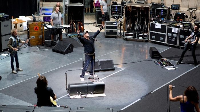 Vasco, su Fb foto di prove e allenamenti - Europa