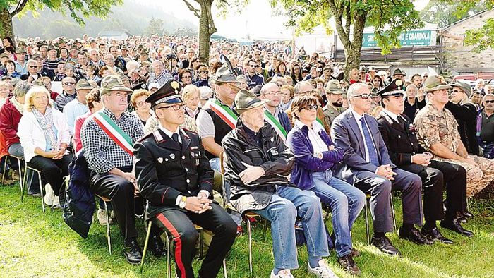 Gli alpini a raduno «Avanti nella gioia e nella semplicità» - Cronaca