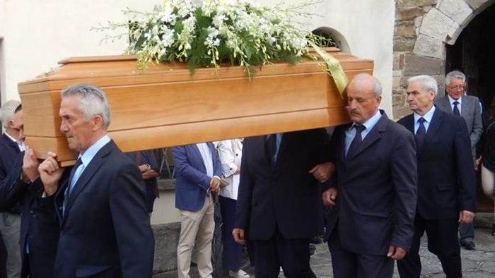 Saluto commosso a Pietro Ratti «Ha fatto grande il territorio» - Cronaca