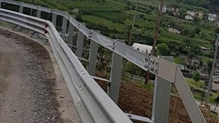«Curva più stretta con quel guard rail Quel tratto ora è diventato ...
