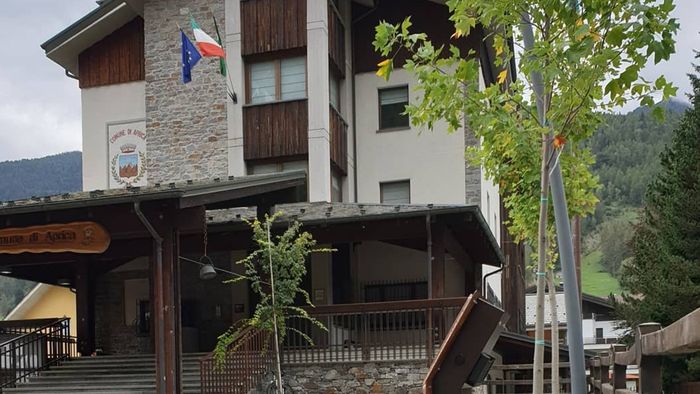 Corvi bis, il primo consiglio ad Aprica. Attesa per gli assessori ...