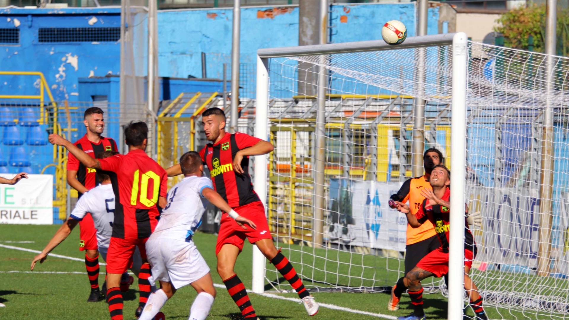 Lecco, che fatica buttarla dentro. Si allunga la lista delle punte ...