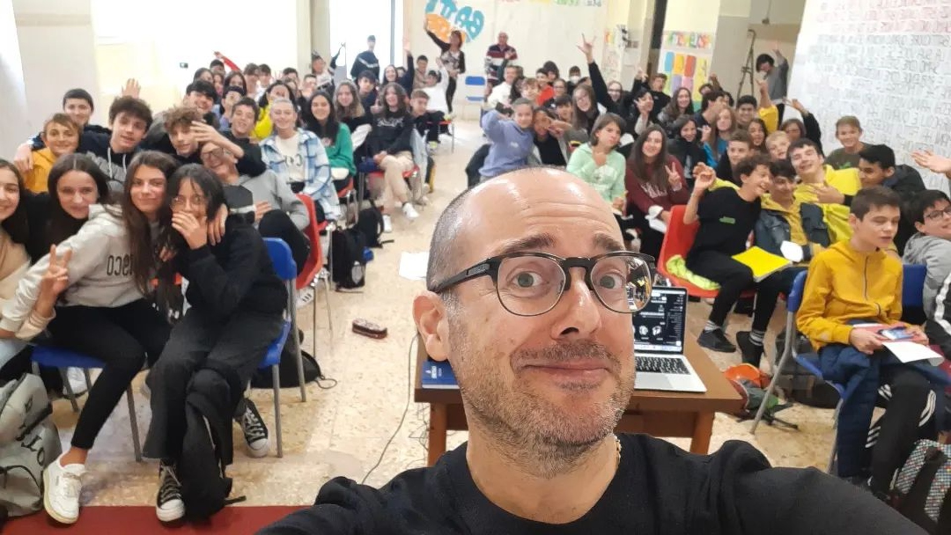 La “Battaglia di poesie” per ridere e riflettere. Da Catullo a Dante ...