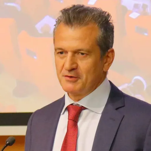 Marco Galimberti stasera a «Le opere e i giorni» - Economia