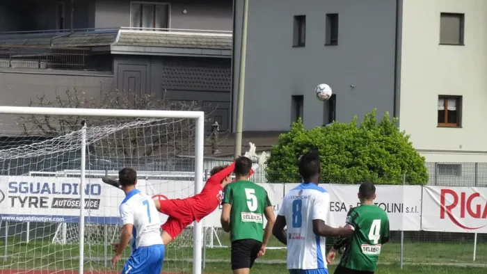 Calcio: la Nuova Sondrio pareggia, ma torna in testa da sola - Sport ...