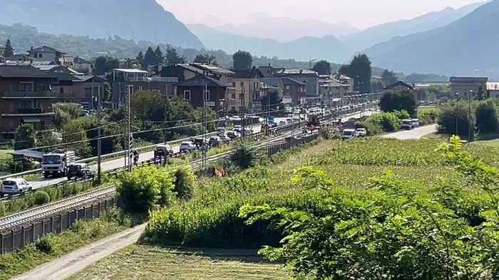 Tutti in coda verso la Valtellina, mercoledì mattina rallentamenti e ...