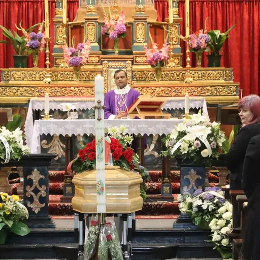 A Mantello l’ultimo saluto a Carlo Maletta, morto sul lavoro - Cronaca