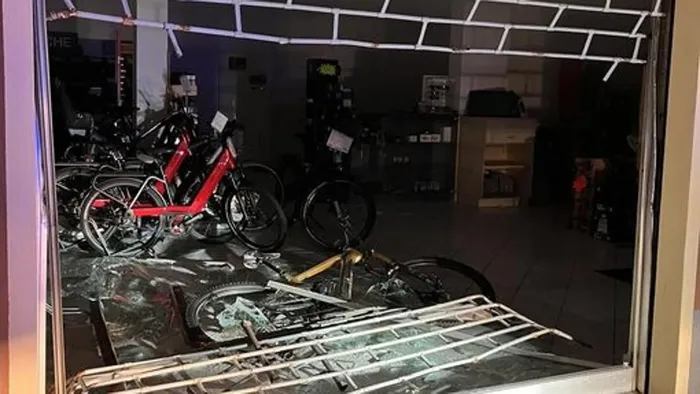 Lecco: furto al negozio Lario Ebike, rubate sette biciclette elettriche - Cronaca, Lecco