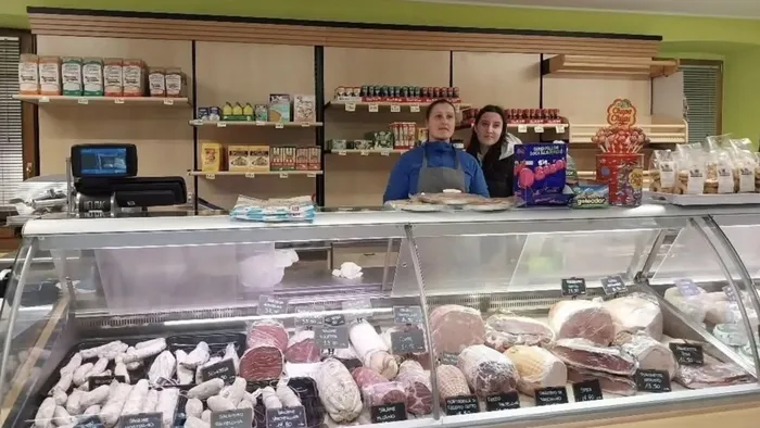 Torre di Santa Maria: chiude l’edicola, riapre l’alimentari - Cronaca ...