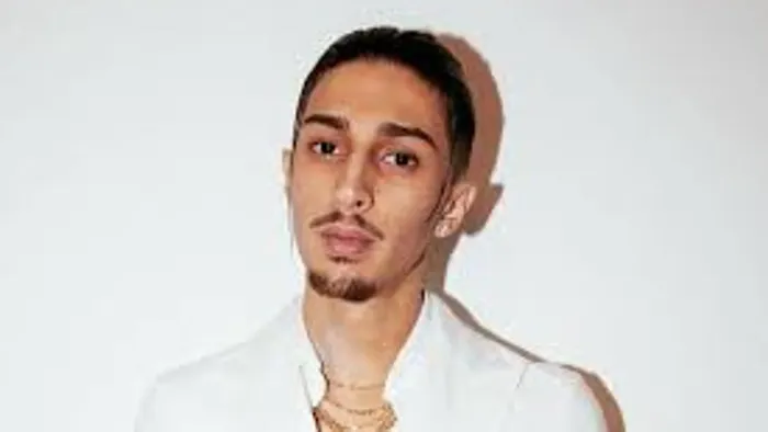 Nuovi guai per il trapper Baby Gang: arriva in Ferrari e scoppia la ...