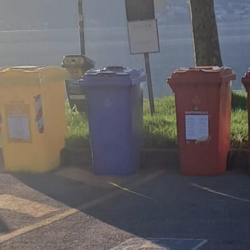 Suonano alla porta: «Siamo di Silea, dobbiamo cambiare i bidoni». Ma è ...