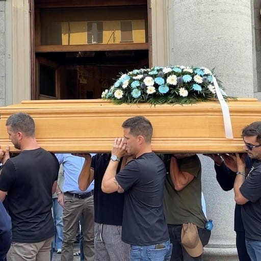 In tanti a Brivio per l’ultimo saluto a Roberto Manzini - Cronaca, Brivio