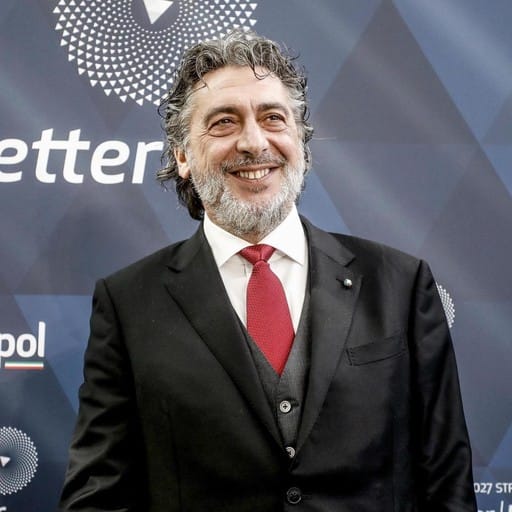 Risiko bancario: Unipol vuole rilevare da Intesa 635 filiali di Mps e ...